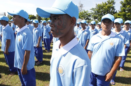 88 Prisoners line up Stock Pictures, Editorial Images and Stock Photos ...
