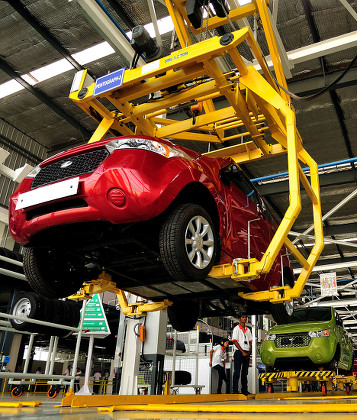 View Assembly Line Mahindra Reva Green Editorial Stock Photo - Stock ...