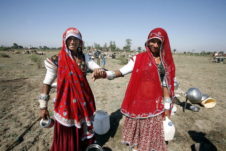 500 Desert nomads Stock Pictures, Editorial Images and Stock Photos ...