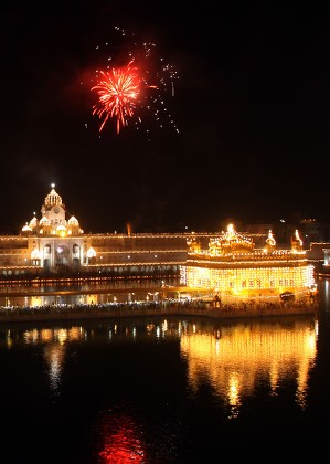 Fireworks Light Night Sky Over Golden Editorial Stock Photo - Stock ...