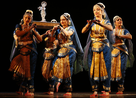 Dancers Verushka Pather Group South Africa Editorial Stock Photo ...