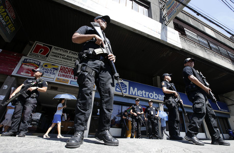 Filipino Policemen Special Weapons Tactics Swat Editorial Stock Photo ...