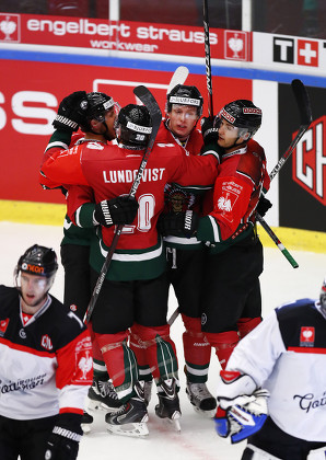 imágenes de Frolunda HC vs HC Fribourg-Gotteron, Gothenburg, Sweden - 10 Jan 2017 - Imágenes de ...