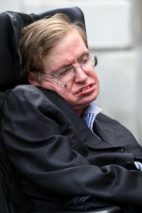 Prof Stephen Hawking Honorary Degrees Cambridge Editorial Stock Photo ...