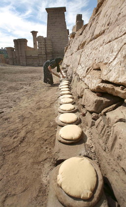 Young Egyptian Woman Turns Sun Bread Editorial Stock Photo - Stock ...