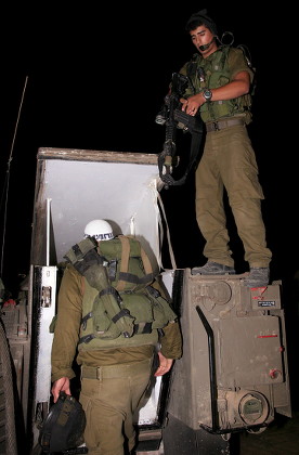 Israeli Iinfantry Soldiers Check Their Weapons Editorial Stock Photo ...