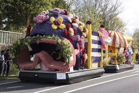 Annual Flower Parade Involving Twenty Large Editorial Stock Photo ...