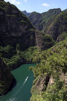 Tour Boat Travels Through Gorges Longqing Editorial Stock Photo - Stock ...