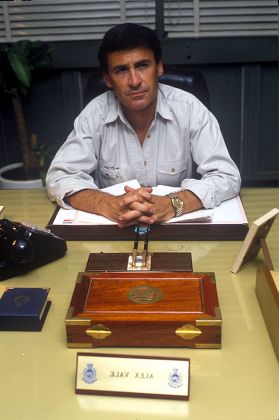 Yellowthread Street Tv Action Scene Robert Editorial Stock Photo ...