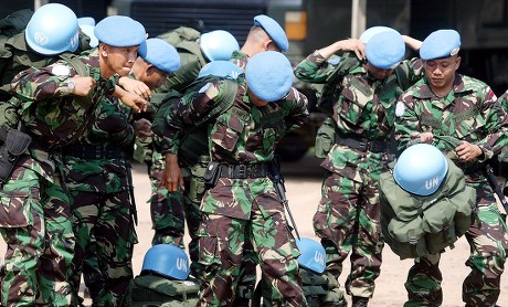 Indonesian Soldiers Detachment Army Engineers Prepare Editorial Stock ...