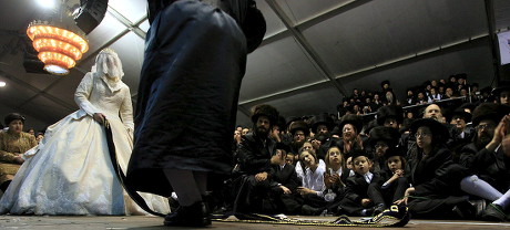 Ultraorthodox Hasidic Jews Dance Wedding Grand Editorial Stock Photo ...