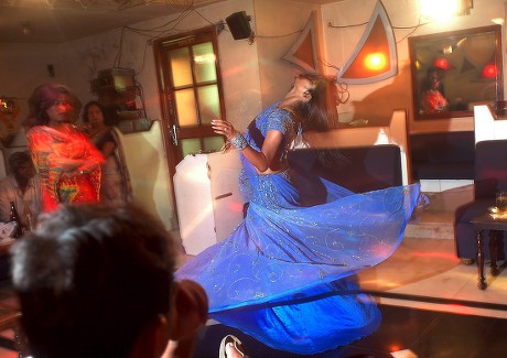 Indian Dancer Performs Dance Bar Bombay Editorial Stock Photo - Stock ...