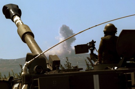 250 Heavy artillery firing Stock Pictures, Editorial Images and Stock ...