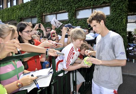 Andy Murray Signs Autograph He Leaves Editorial Stock Photo - Stock ...