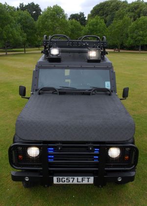 Hampshire Polices Tactical Armoured Vehicle Editorial Stock Photo ...