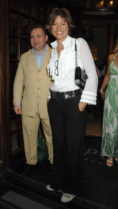 4 Simon jonathan sebag montefiore Stock Pictures, Editorial Images and ...