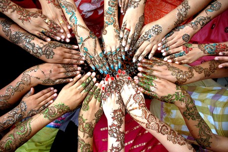 Pakistani Girls Show Their Hands Decorated Editorial Stock Photo ...