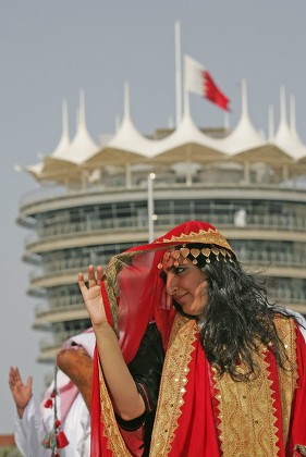 Bahraini Girl Traditional Costumes Dances During Editorial Stock Photo ...