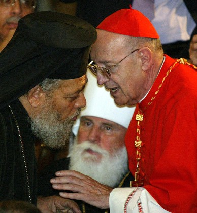 Catholic Cardinal R Talks Orthodox Priest Editorial Stock Photo - Stock ...