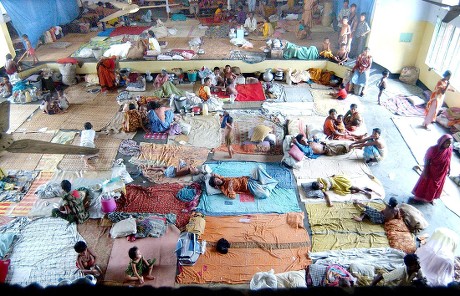 Bangladeshi Flooded People Take Shelter Community Editorial Stock Photo ...