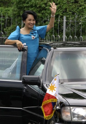 Gloria Macapagalarroyo Waves Her Vehicle After Editorial Stock Photo ...