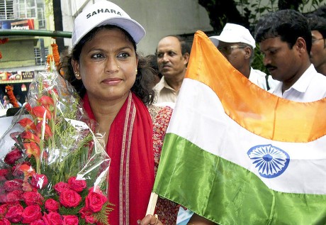 Swimmer Bula Chowdhury Arrives Back Calcutta Editorial Stock Photo ...