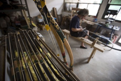Bowmaker Yang Fuxi 51yearold Beijing Resident Editorial Stock Photo ...