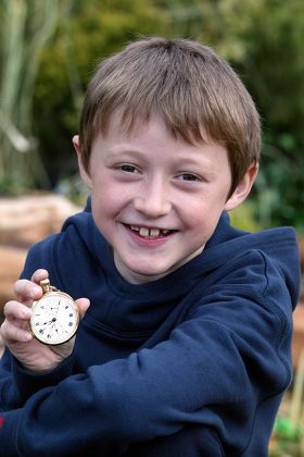 Bernards Watch Bernard David Peachey Gnomes Editorial Stock Photo ...