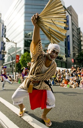 Japanese Man Performs During Shinjuku Eisa Editorial Stock Photo ...