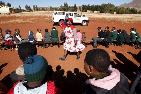 Clown Jamie Lachman Known Banjo Max Editorial Stock Photo - Stock Image ...