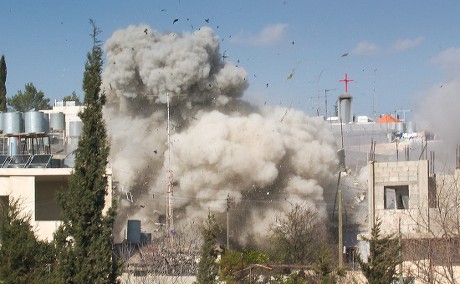 Debris Dust Billows Israeli Armycontrolled Explosion Editorial Stock ...
