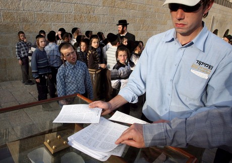 Jewish Seminary Students Mourn Their Friends Editorial Stock Photo ...
