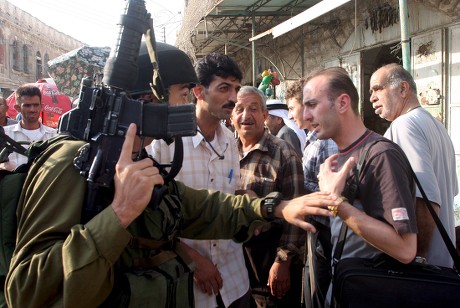 Israeli Soldier Patrols Market Hebrons Old Editorial Stock Photo ...