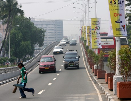 Filipino Motorists Drive Past Asean Banners Editorial Stock Photo ...