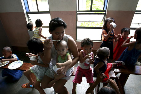 Filipino Children Eat Their Meals During Editorial Stock Photo - Stock ...