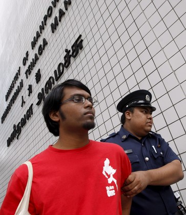 Plainclothes Police Officer C Warns Singapore Editorial Stock Photo ...