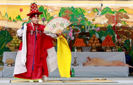 South Korean Female Shaman Performs Prayer Editorial Stock Photo ...