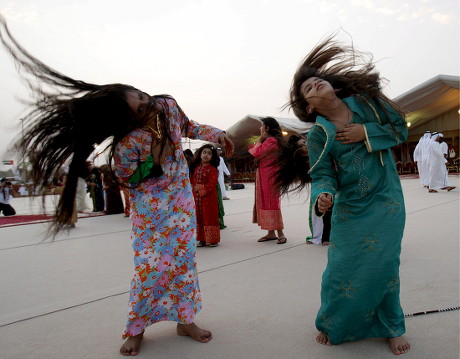 Uae School Girls Perform Traditional Dance Editorial Stock Photo ...