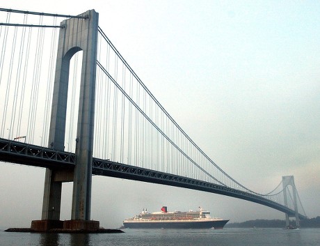 43 Bridge of the ocean liner Stock Pictures, Editorial Images and Stock ...