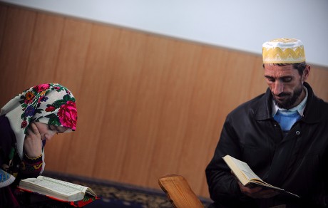 Pomak Girl L Imam Read Koran Editorial Stock Photo - Stock Image ...