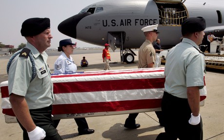 34 Pow repatriation Stock Pictures, Editorial Images and Stock Photos ...