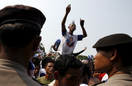 Uupporters Indonesian Ruling Party Demokrat Dance Editorial Stock Photo ...
