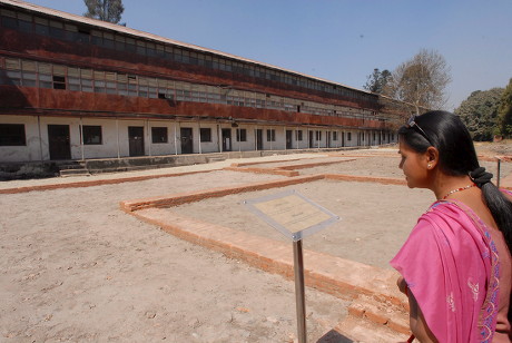 Nepalese Woman Visits Site Royal Massacre Editorial Stock Photo - Stock ...