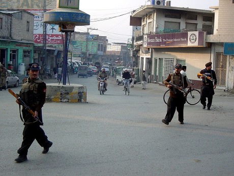 Pakistan Swat Crisis - Nov 2008 Stock Pictures, Editorial Images and ...