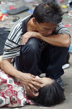 Filipino Man Numb Shocked Grief Holds Editorial Stock Photo - Stock ...