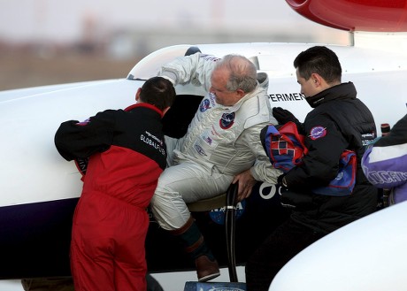 Virgin Atlantic Globelflyer Pilot Steve Fossett Editorial Stock Photo ...
