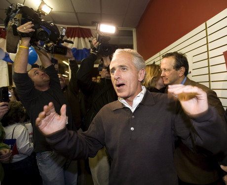 Usa Elections - Nov 2006 Stock Pictures, Editorial Images and Stock ...