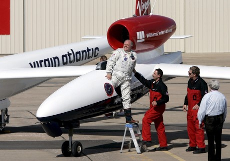 Steve Fosset L Pilot Virgin Atlantic Editorial Stock Photo - Stock ...