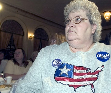 Carol Holmes Listens Democratic Presidential Hopeful Editorial Stock ...