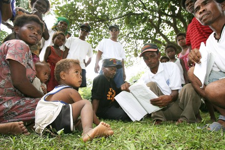 Villagers Indigenous Aeta Group Check Their Editorial Stock Photo ...